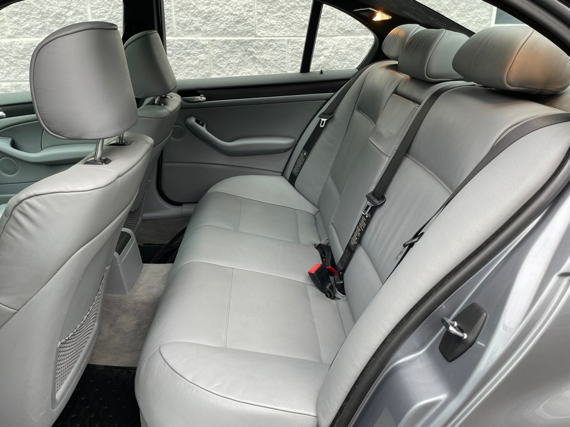 Bmw 3 Series 2003 Interior