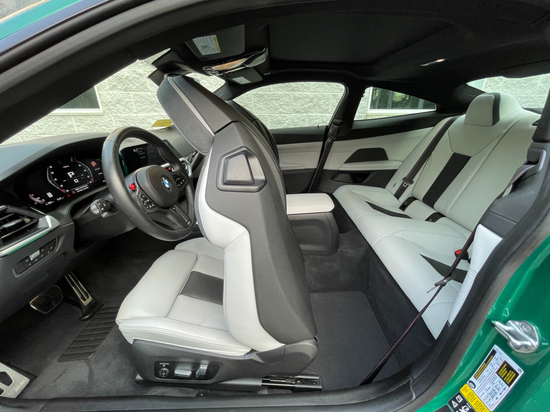 2022 Bmw M6 Interior