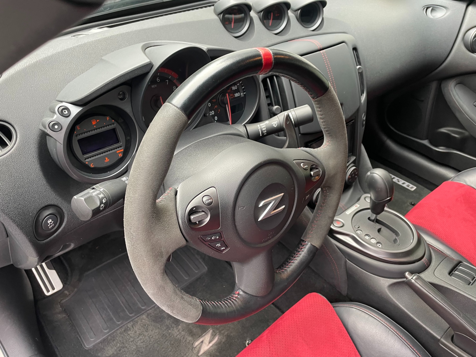 Nissan 370z Nismo Interior
